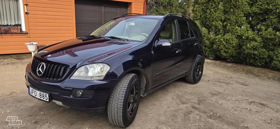 Zils Mercedes-Benz ML 320 2006 Kretinga, ar dzinēja tilpumu 3.00 L un nobraukumu 365 tūkst. km par 4999 €, foto 1 vietnē AUTOMOTO.COM.LV
