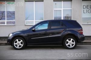 Zils Mercedes-Benz ML 320 2006 Rīga, ar dzinēja tilpumu 3.00 L un nobraukumu 330 tūkst. km par 4995 €, foto 3 vietnē AUTOMOTO.COM.LV