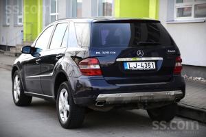 Zils Mercedes-Benz ML 320 2006 Rīga, ar dzinēja tilpumu 3.00 L un nobraukumu 330 tūkst. km par 4995 €, foto 6 vietnē AUTOMOTO.COM.LV