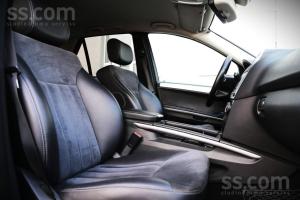 Zils Mercedes-Benz ML 320 2006 Rīga, ar dzinēja tilpumu 3.00 L un nobraukumu 330 tūkst. km par 4995 €, foto 12 vietnē AUTOMOTO.COM.LV