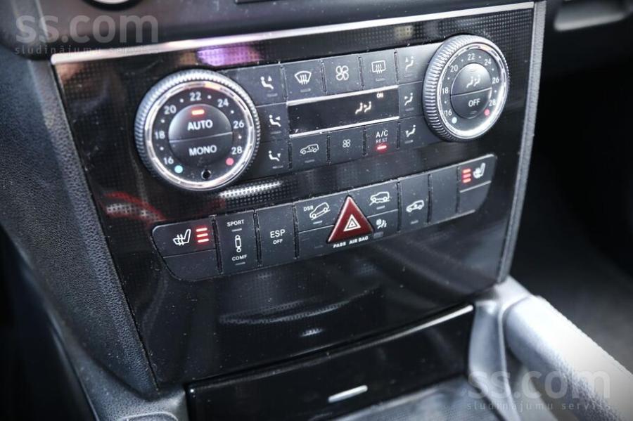 Zils Mercedes-Benz ML 320 2006 Rīga, ar dzinēja tilpumu 3.00 L un nobraukumu 330 tūkst. km par 4995 €, foto 16 vietnē AUTOMOTO.COM.LV
