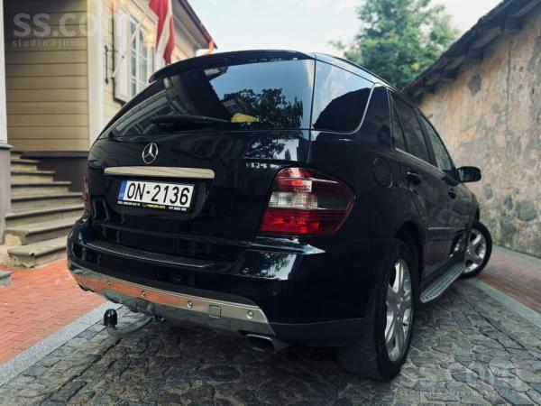 Zils Mercedes-Benz ML 320 2006 Cēsis, ar dzinēja tilpumu 3.00 L un nobraukumu 0 tūkst. km par 5990 €, foto 5 vietnē AUTOMOTO.COM.LV