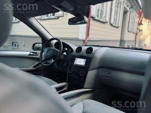 Zils Mercedes-Benz ML 320 2006 Cēsis, ar dzinēja tilpumu 3.00 L un nobraukumu 0 tūkst. km par 5990 €, foto 20 vietnē AUTOMOTO.COM.LV