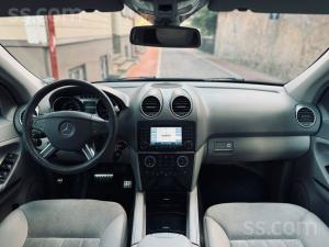 Zils Mercedes-Benz ML 320 2006 Cēsis, ar dzinēja tilpumu 3.00 L un nobraukumu 0 tūkst. km par 5990 €, foto 21 vietnē AUTOMOTO.COM.LV