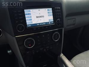 Zils Mercedes-Benz ML 320 2006 Cēsis, ar dzinēja tilpumu 3.00 L un nobraukumu 0 tūkst. km par 5990 €, foto 23 vietnē AUTOMOTO.COM.LV