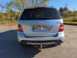 Синий Мерседес МЛ 320 2006 в Клайпеда, объемом двигателя 2.99 л и пробегом 329 тыс. км за 3900 €, фото 4 на AUTOMOTO.COM.LV