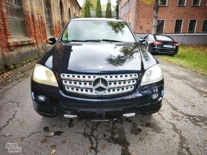 Blue Mercedes-Benz ML 320 2006 in Kaunas, with an engine capacity of 3.00 L and mileage of 226 thousand km for 3600 €, photo 3 on AUTOMOTO.COM.LV