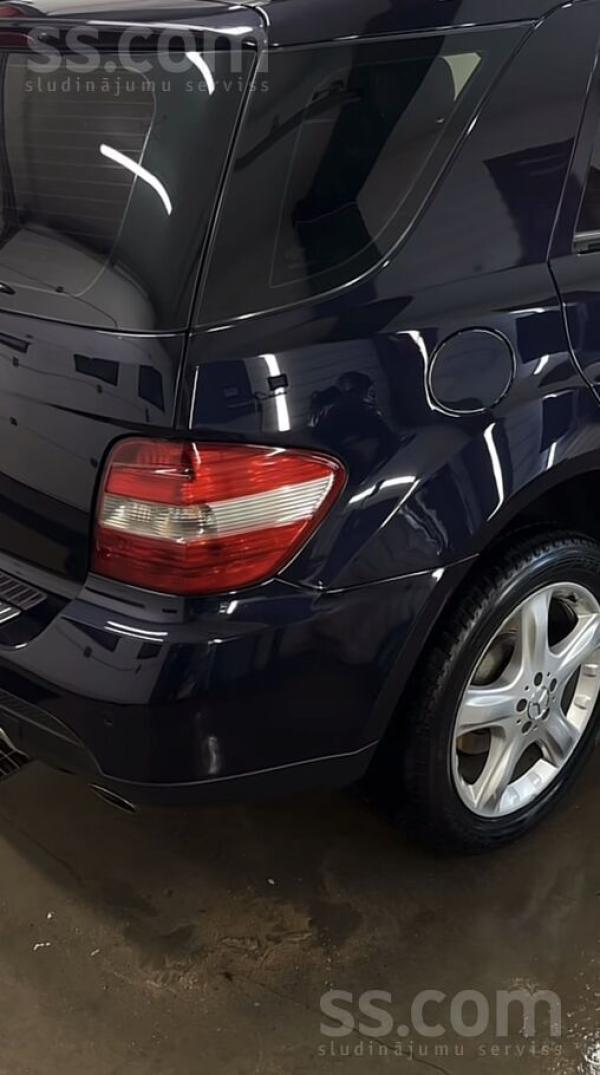Zils Mercedes-Benz ML 320 2007 Rīga, ar dzinēja tilpumu 3.00 L un nobraukumu 292 tūkst. km par 8100 €, foto 3 vietnē AUTOMOTO.COM.LV