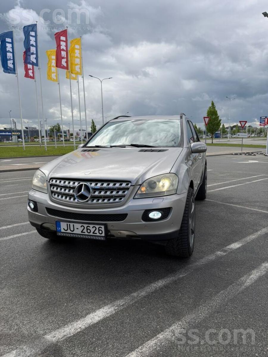 Brūns Mercedes-Benz ML 320 2005 Rīga, ar dzinēja tilpumu 3.00 L un nobraukumu 261 tūkst. km par 6350 €, foto 3 vietnē AUTOMOTO.COM.LV