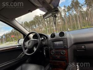 Brūns Mercedes-Benz ML 320 2005 Rīga, ar dzinēja tilpumu 3.00 L un nobraukumu 261 tūkst. km par 6350 €, foto 9 vietnē AUTOMOTO.COM.LV