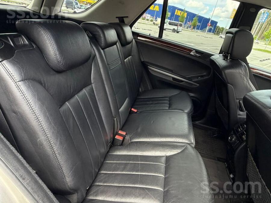 Brūns Mercedes-Benz ML 320 2005 Rīga, ar dzinēja tilpumu 3.00 L un nobraukumu 261 tūkst. km par 6350 €, foto 14 vietnē AUTOMOTO.COM.LV