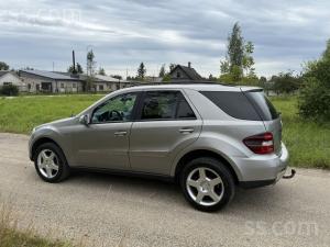 Brown Mercedes-Benz ML 320 2007 in Ludza, with an engine capacity of 3.20 L and mileage of 0 thousand km for 5950 €, photo 8 on AUTOMOTO.COM.LV