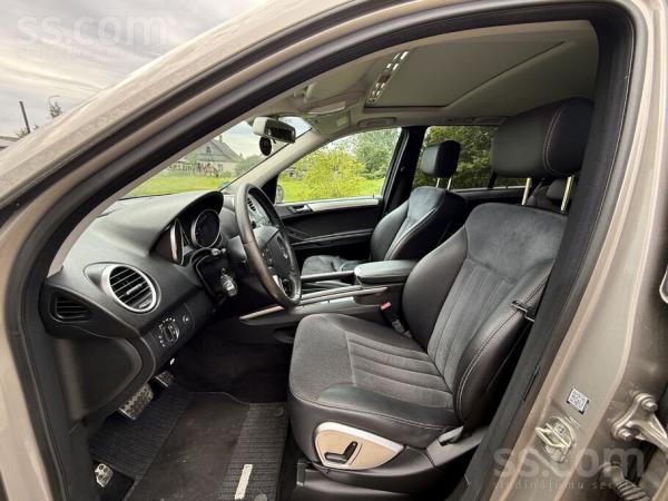 Brown Mercedes-Benz ML 320 2007 in Ludza, with an engine capacity of 3.20 L and mileage of 0 thousand km for 5950 €, photo 10 on AUTOMOTO.COM.LV