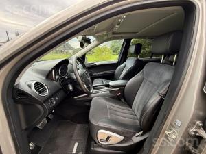 Brown Mercedes-Benz ML 320 2007 in Ludza, with an engine capacity of 3.20 L and mileage of 0 thousand km for 5950 €, photo 11 on AUTOMOTO.COM.LV