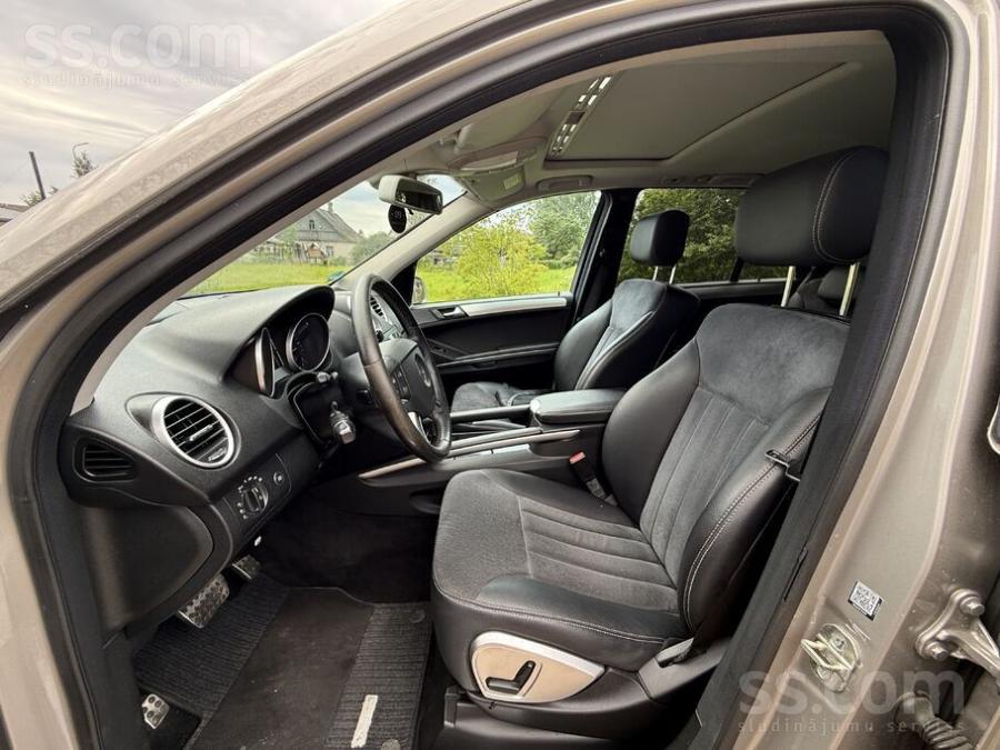 Brown Mercedes-Benz ML 320 2007 in Ludza, with an engine capacity of 3.20 L and mileage of 0 thousand km for 5950 €, photo 11 on AUTOMOTO.COM.LV