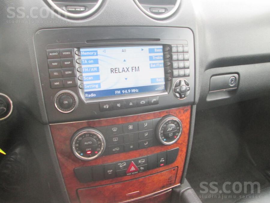 Brūns Mercedes-Benz ML 320 2007 Rīga, ar dzinēja tilpumu 3.00 L un nobraukumu 360 tūkst. km par 3799 €, foto 9 vietnē AUTOMOTO.COM.LV