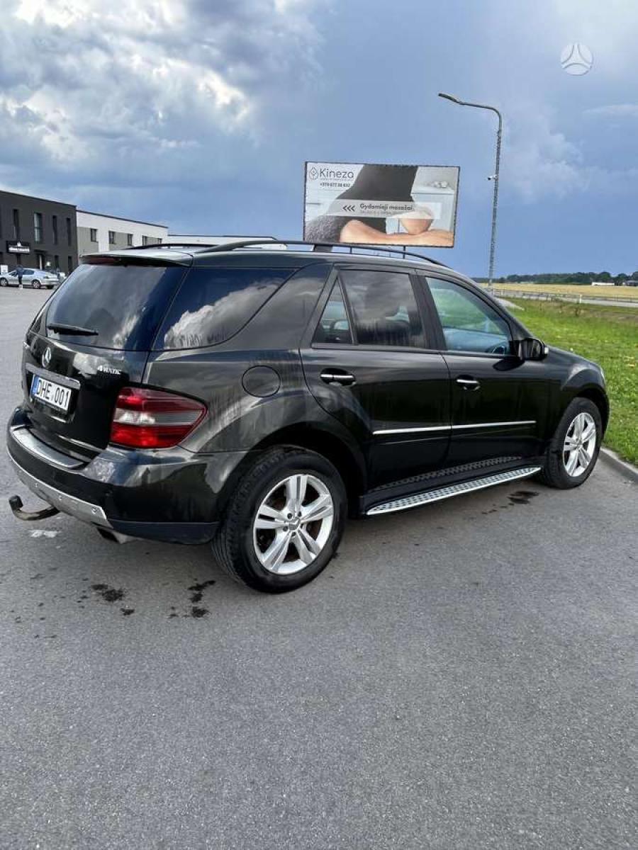Brūns Mercedes-Benz ML 320 2008 Kauņa, ar dzinēja tilpumu 2.99 L un nobraukumu 238 tūkst. km par 6500 €, foto 1 vietnē AUTOMOTO.COM.LV