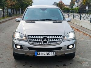 Brūns Mercedes-Benz ML 320 2008 Telšiai, ar dzinēja tilpumu 3.00 L un nobraukumu 265 tūkst. km par 4999 €, foto  vietnē AUTOMOTO.COM.LV