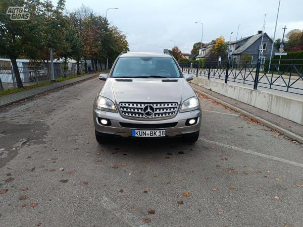 Brown Mercedes-Benz ML 320 2008 in Telschi, with an engine capacity of 3.00 L and mileage of 265 thousand km for 4999 €, photo 3 on AUTOMOTO.COM.LV