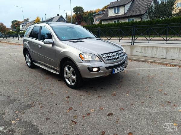 Brown Mercedes-Benz ML 320 2008 in Telschi, with an engine capacity of 3.00 L and mileage of 265 thousand km for 4999 €, photo 11 on AUTOMOTO.COM.LV