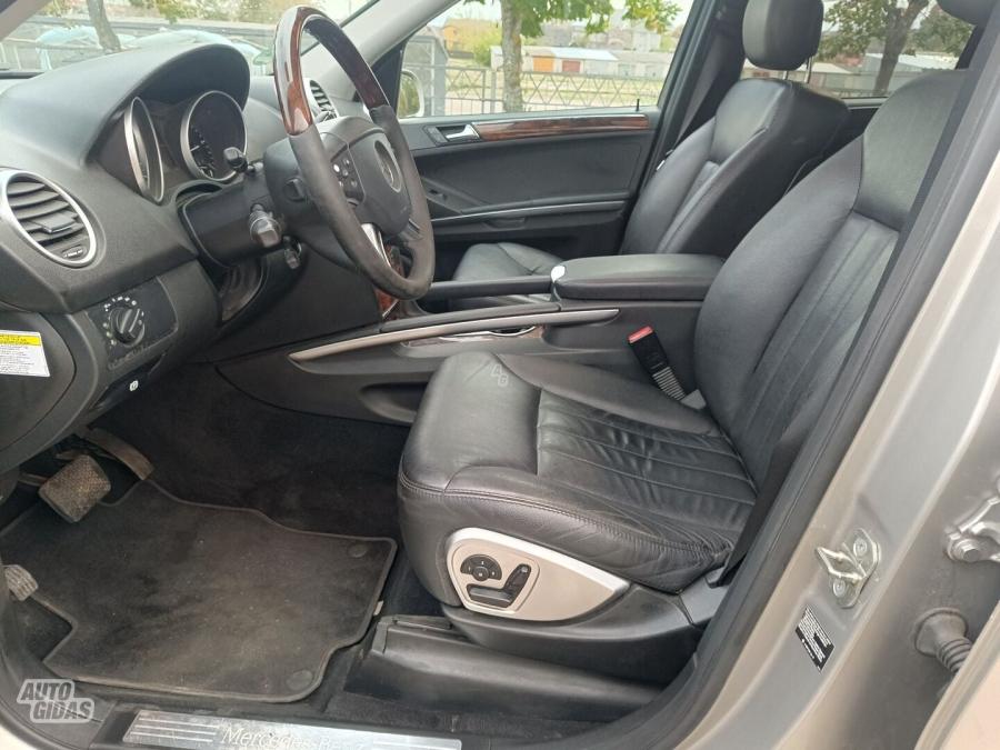 Brown Mercedes-Benz ML 320 2008 in Telschi, with an engine capacity of 3.00 L and mileage of 265 thousand km for 4999 €, photo 14 on AUTOMOTO.COM.LV