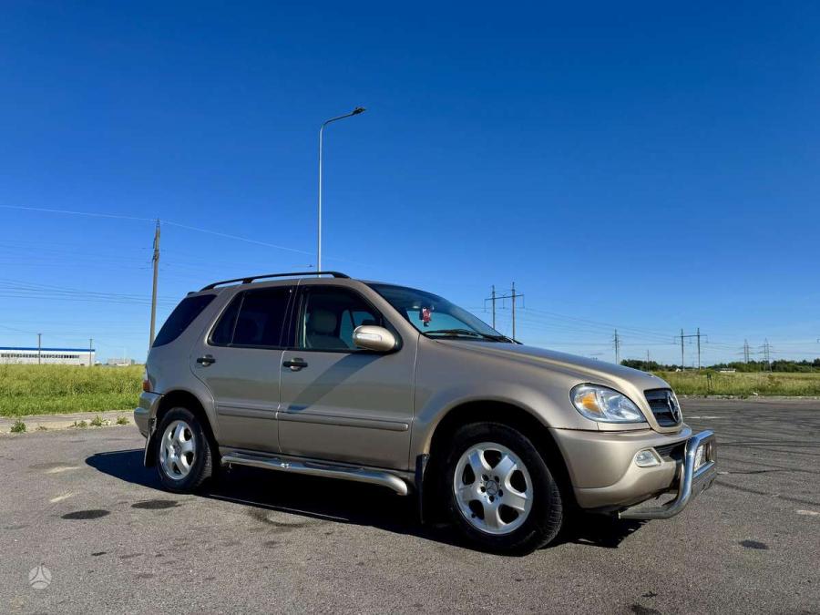 Brūns Mercedes-Benz ML 320 2002 Panevēža, ar dzinēja tilpumu 3.20 L un nobraukumu 252 tūkst. km par 1499 €, foto 5 vietnē AUTOMOTO.COM.LV