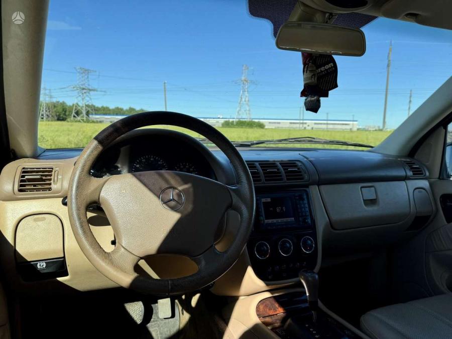 Brūns Mercedes-Benz ML 320 2002 Panevēža, ar dzinēja tilpumu 3.20 L un nobraukumu 252 tūkst. km par 1499 €, foto 10 vietnē AUTOMOTO.COM.LV
