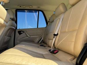 Brūns Mercedes-Benz ML 320 2002 Panevēža, ar dzinēja tilpumu 3.20 L un nobraukumu 252 tūkst. km par 1499 €, foto 16 vietnē AUTOMOTO.COM.LV