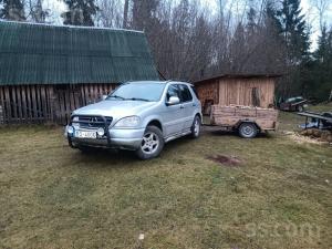 Mercedes-Benz ML 320 2000 Kuldīga, ar dzinēja tilpumu 3.20 L un nobraukumu 175 tūkst. km par 1100 €, foto 2 vietnē AUTOMOTO.COM.LV