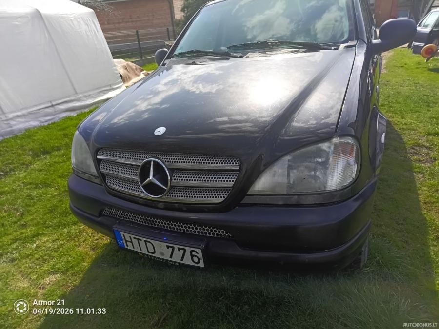 Mercedes-Benz ML 320 2000 in Alytus, with an engine capacity of 3.20 L and mileage of 290 thousand km for 3500 €, photo 6 on AUTOMOTO.COM.LV