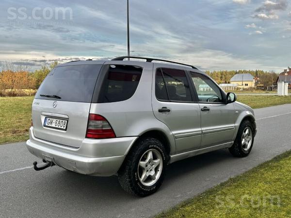 Mercedes-Benz ML 320 2002 in Riga, with an engine capacity of 3.20 L and mileage of 350 thousand km for 1999 €, photo 3 on AUTOMOTO.COM.LV