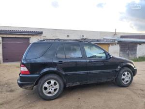 Mercedes-Benz ML 320 2002 Molėtai, ar dzinēja tilpumu 3.20 L un nobraukumu 253 tūkst. km par 1200 €, foto 5 vietnē AUTOMOTO.COM.LV
