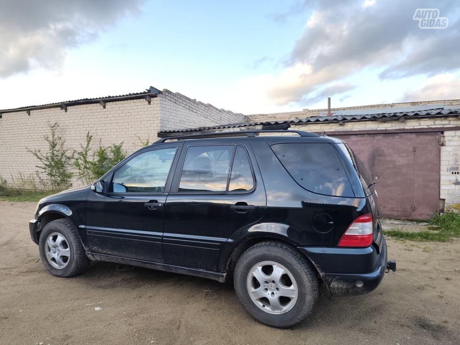 Mercedes-Benz ML 320 2002 Molėtai, ar dzinēja tilpumu 3.20 L un nobraukumu 253 tūkst. km par 1200 €, foto 7 vietnē AUTOMOTO.COM.LV
