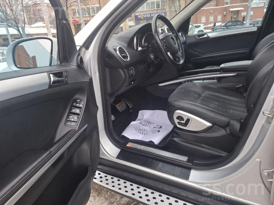Mercedes-Benz ML 320 2005 Daugavpils, ar dzinēja tilpumu 3.00 L un nobraukumu 328 tūkst. km par 5350 €, foto 9 vietnē AUTOMOTO.COM.LV