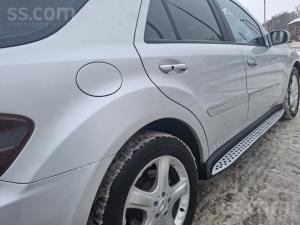Mercedes-Benz ML 320 2005 Daugavpils, ar dzinēja tilpumu 3.00 L un nobraukumu 328 tūkst. km par 5350 €, foto 21 vietnē AUTOMOTO.COM.LV