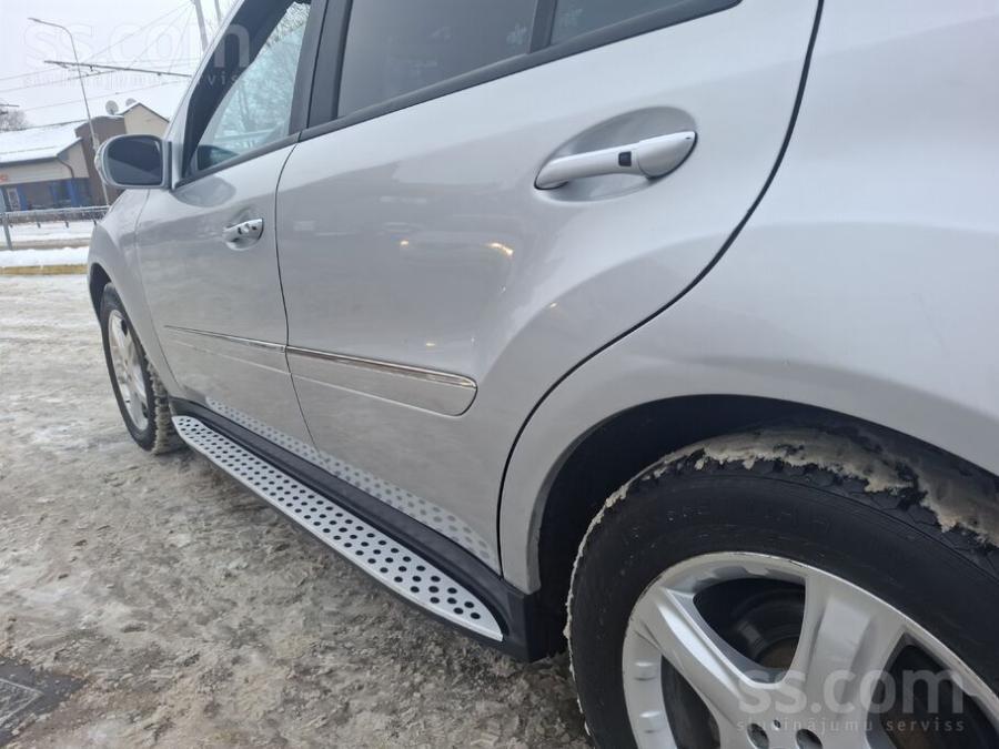 Mercedes-Benz ML 320 2005 Daugavpils, ar dzinēja tilpumu 3.00 L un nobraukumu 328 tūkst. km par 5350 €, foto 22 vietnē AUTOMOTO.COM.LV