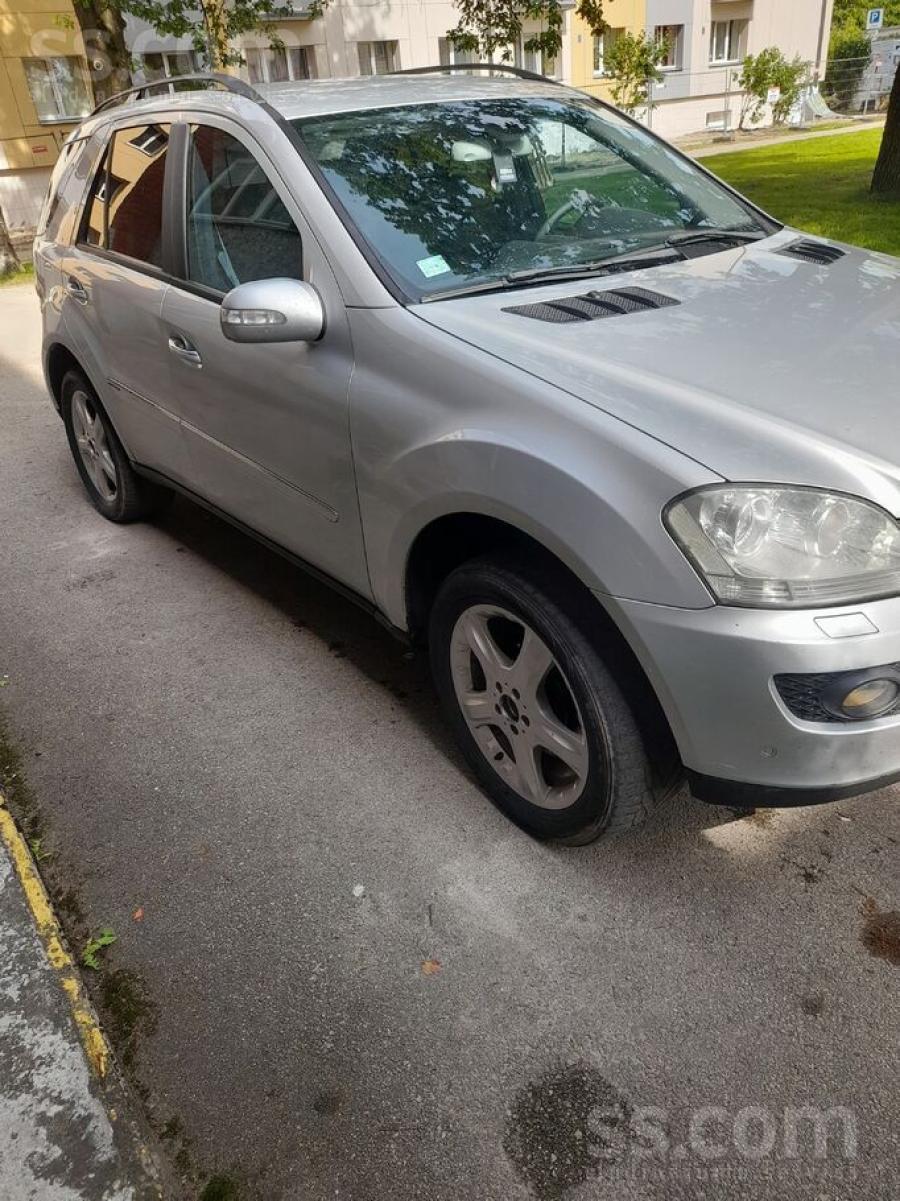 Mercedes-Benz ML 320 2006 Preiļi, ar dzinēja tilpumu 3.00 L un nobraukumu 0 tūkst. km par 5700 €, foto 4 vietnē AUTOMOTO.COM.LV