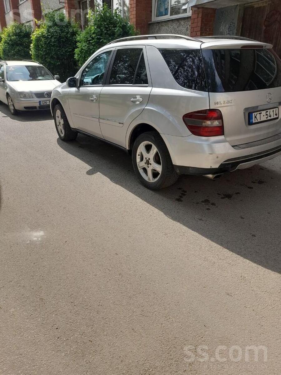 Mercedes-Benz ML 320 2006 Preiļi, ar dzinēja tilpumu 3.00 L un nobraukumu 0 tūkst. km par 5700 €, foto 6 vietnē AUTOMOTO.COM.LV