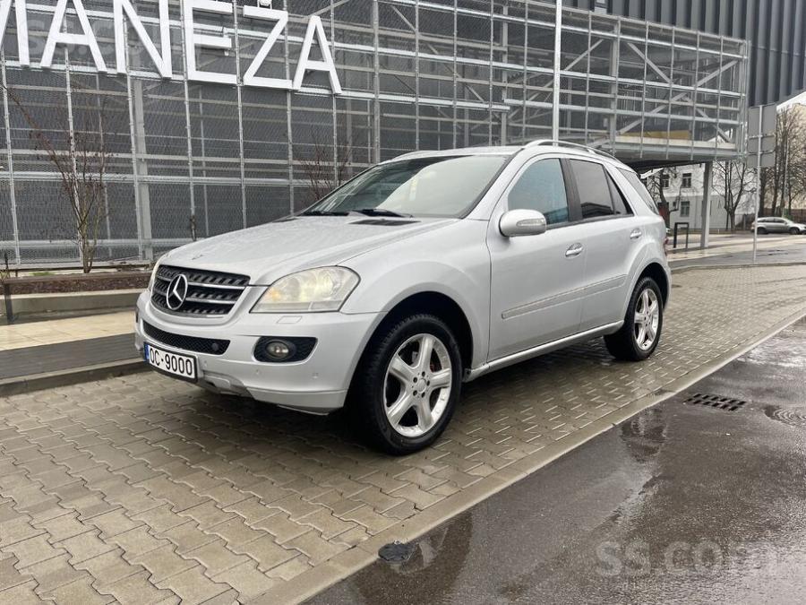 Mercedes-Benz ML 320 2006 Rīga, ar dzinēja tilpumu 3.00 L un nobraukumu 243 tūkst. km par 6800 €, foto 2 vietnē AUTOMOTO.COM.LV