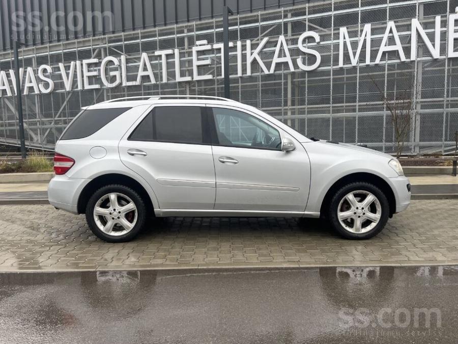Mercedes-Benz ML 320 2006 Rīga, ar dzinēja tilpumu 3.00 L un nobraukumu 243 tūkst. km par 6800 €, foto 4 vietnē AUTOMOTO.COM.LV