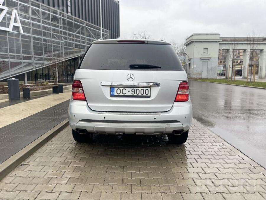 Mercedes-Benz ML 320 2006 Rīga, ar dzinēja tilpumu 3.00 L un nobraukumu 243 tūkst. km par 6800 €, foto 7 vietnē AUTOMOTO.COM.LV