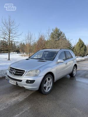 Mercedes-Benz ML 320 2006 in Panevezys, with an engine capacity of 3.00 L and mileage of 320 thousand km for 3150 €, photo 5 on AUTOMOTO.COM.LV