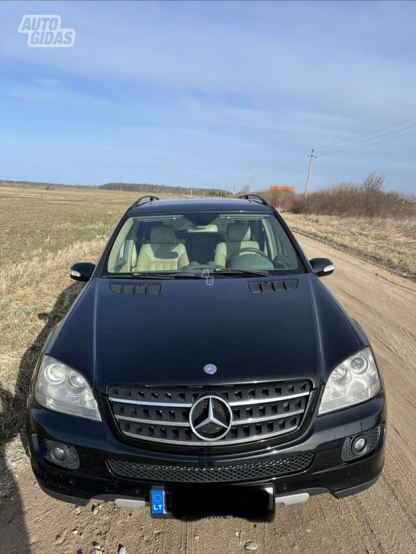 Mercedes-Benz ML 320 2006 Klaipėda, ar dzinēja tilpumu 3.00 L un nobraukumu 366 tūkst. km par 4500 €, foto 5 vietnē AUTOMOTO.COM.LV