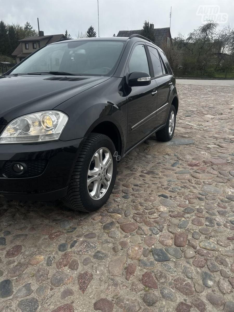 Mercedes-Benz ML 320 2006 in Moletai, with an engine capacity of 3.00 L and mileage of 188 thousand km for 6950 €, photo 1 on AUTOMOTO.COM.LV