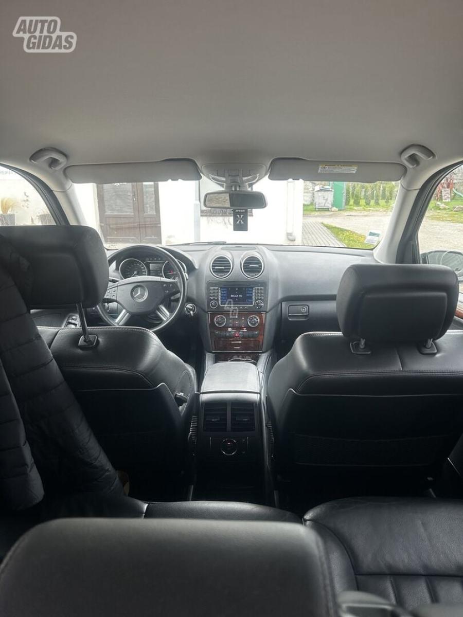 Mercedes-Benz ML 320 2006 in Moletai, with an engine capacity of 3.00 L and mileage of 188 thousand km for 6950 €, photo 6 on AUTOMOTO.COM.LV