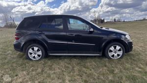 Mercedes-Benz ML 320 2006 in Moletai, with an engine capacity of 3.20 L and mileage of 485 thousand km for 3100 €, photo 3 on AUTOMOTO.COM.LV