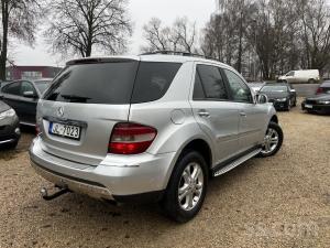 Mercedes-Benz ML 320 2006 Rīga, ar dzinēja tilpumu 3.00 L un nobraukumu 337 tūkst. km par 4490 €, foto 6 vietnē AUTOMOTO.COM.LV