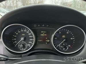 Mercedes-Benz ML 320 2006 Rīga, ar dzinēja tilpumu 3.00 L un nobraukumu 337 tūkst. km par 4490 €, foto 16 vietnē AUTOMOTO.COM.LV