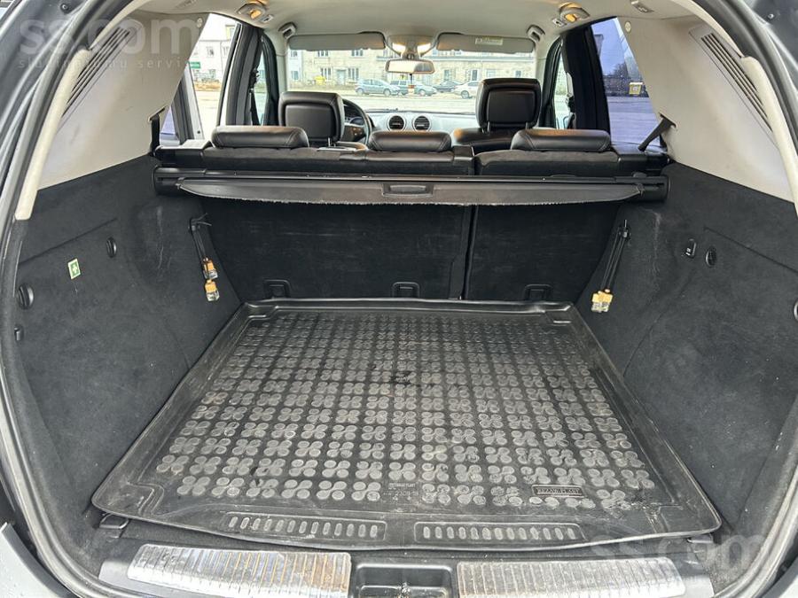 Mercedes-Benz ML 320 2006 Liepāja, ar dzinēja tilpumu 3.00 L un nobraukumu 272 tūkst. km par 5300 €, foto 9 vietnē AUTOMOTO.COM.LV