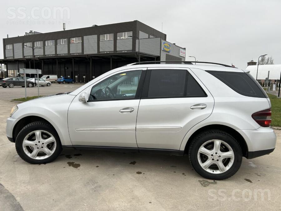 Mercedes-Benz ML 320 2006 Liepāja, ar dzinēja tilpumu 3.00 L un nobraukumu 272 tūkst. km par 5300 €, foto 11 vietnē AUTOMOTO.COM.LV